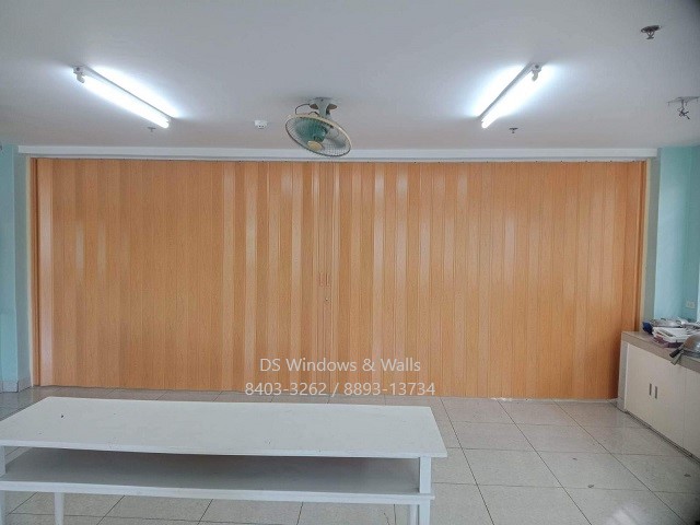 PVC Folding Doors for Classroom Dividers: Manila Project